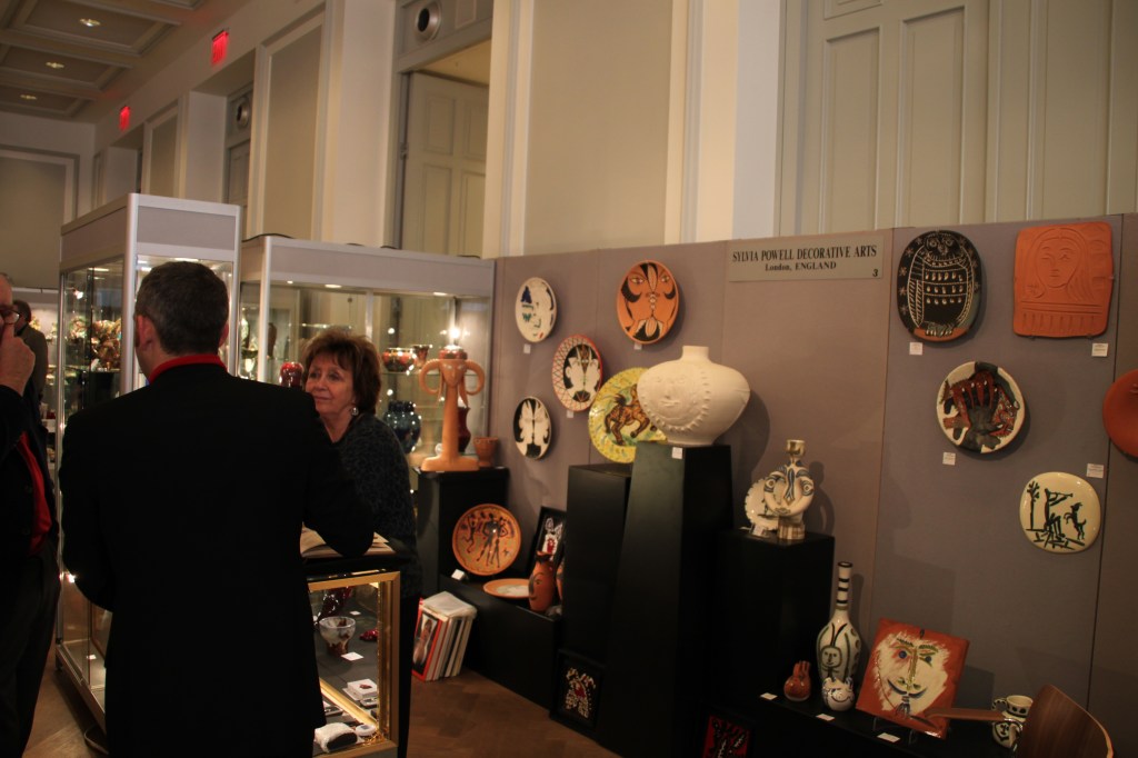 Photos from the New York Ceramics Fair – Urban Art & Antiques